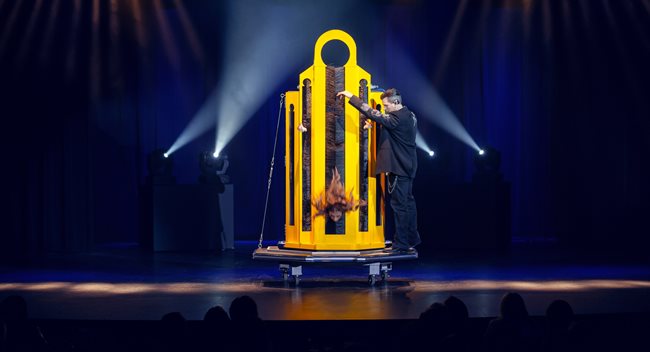 Wild Magic at the Greg Frewin Magic Theater Has World-Class Illusions ...